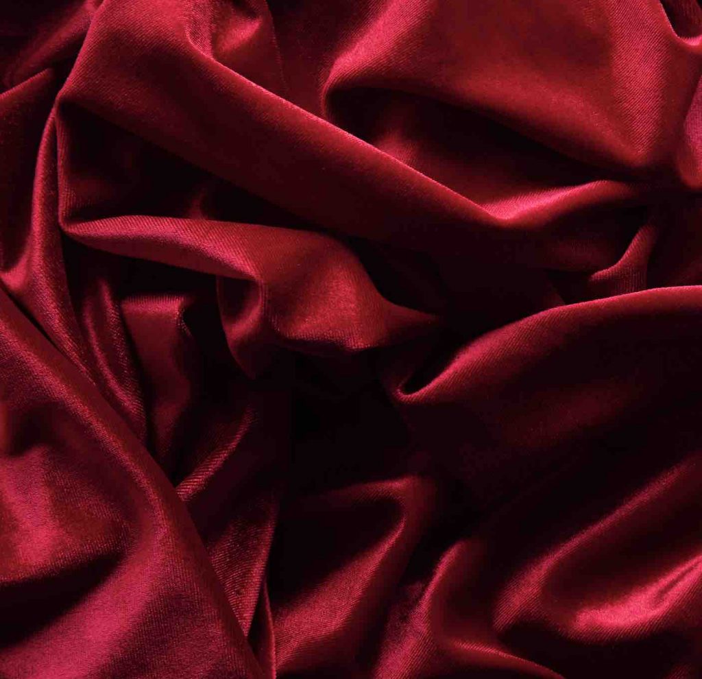 Descubriendo la historia del terciopelo - Tejidos Alberto